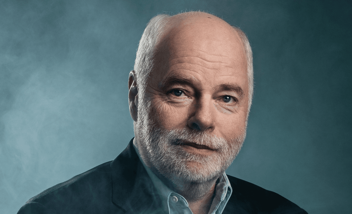 Robert Holte reçoit le Lifetime Achievement Award de l'Amii